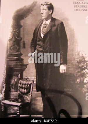 Édouard Beaupré, a French-Canadian giant, was known for his ...