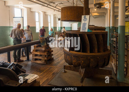 Power looms inside the Boott Cotton Mills at Lowell National Historical ...