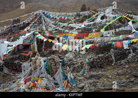 Ruins of old monastery with flags near Lhasa in Tibet, China Stock ...