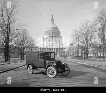 General Accounting Office Stock Photo - Alamy