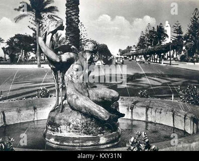 Gazelle and the beauty Fountain Tripoli,Libya Stock Photo - Alamy