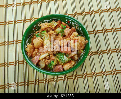 Arnabit Matbukh - Egyptian stewed cauliflower Stock Photo - Alamy
