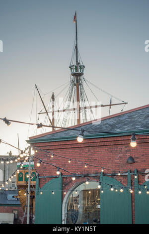 The Matthew replica of the ship sailed to Newfoundland by John Cabot in ...