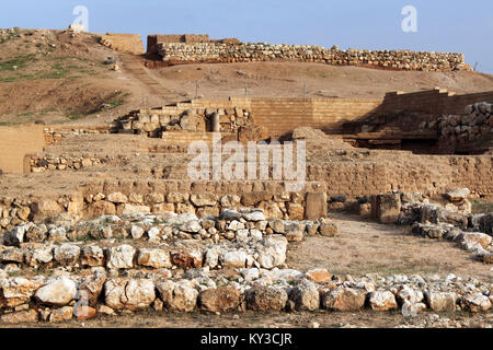Ruins of big ancient city Ebla, Syria Stock Photo - Alamy