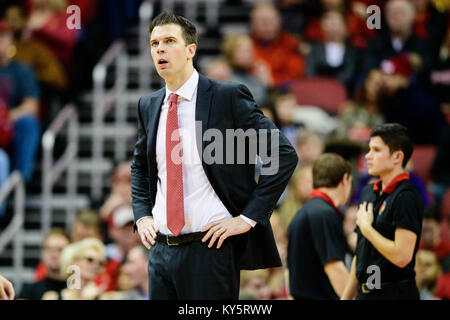 Louisville Cardinals head coach David Padgett during the NCAA College ...