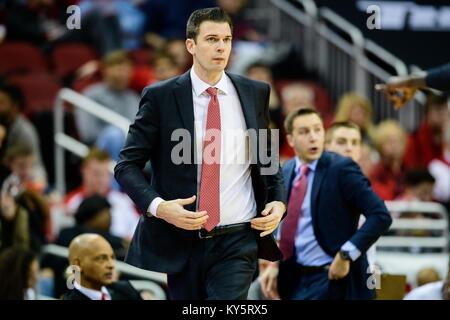 Louisville Cardinals head coach David Padgett during the NCAA College ...