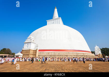 Pilgrims in the Ruwanwelisaya Dagoba, Sacred City of Anuradhapura ...