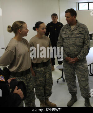 Commonwealth of Kentucky National Guard personnel meeting and awards ...