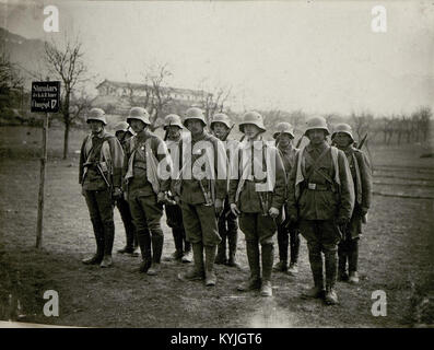 Soldiers in Italy conducting military activities during World War One ...