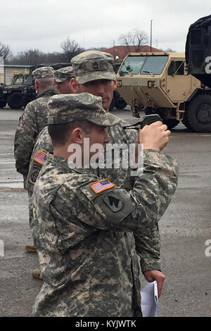 Sgt. 1st Class Jeven Keding, a platoon sergeant with Alpha Battery, 2nd ...