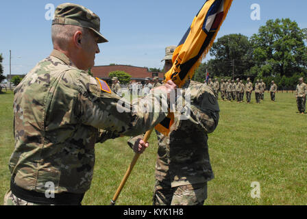 75th Change of Command (Kentucky National Guard photo by Stacy Floden ...