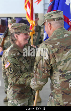 Lt. Col. Rosa Maynard takes charge of the Kentucky Recruiting ...