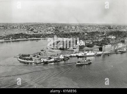 FORT MACQUARIE at Bennelong Point, Sydney, NSW about 1840 Stock Photo ...