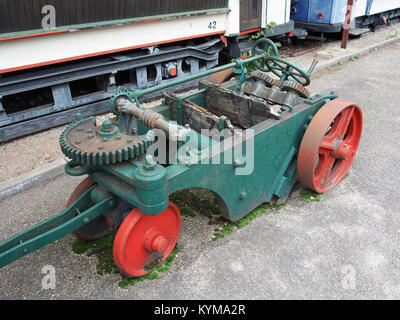 A historic image of a Strabag steamroller with a trailer, housed at the ...
