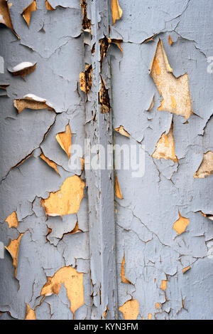 Peeling wallpaper and paintwork on wall of derelict building Stock ...