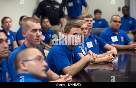 Explorers from the National Law Enforcement Exploring Leadership ...