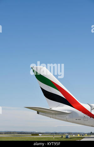 roll,Emirates, Emirates Airways, Airlines, Airbus, A380-800, A 380, 800 ...