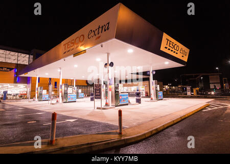 Tesco Extra Supermarket Petrol Fuel Price Sign UK Stock Photo - Alamy