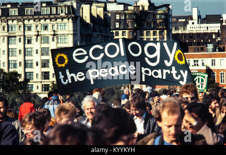 CND-Campaign for Nuclear Disarmament Protest March through central ...