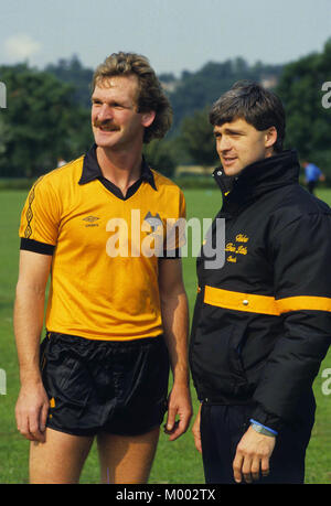 Wolverhampton Wanderers manager Brian Little with John Purdie and David ...