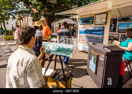 Mystic Outdoor Art Festival Mystic, Connecticut, USA Stock Photo - Alamy