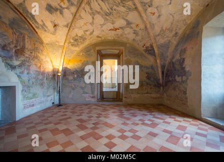 The interior of a medieval castle in Italy Stock Photo: 55975589 - Alamy