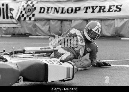 Tony Rutter takes a fall from his Ducati at Quarterbridge in Formula 1 ...