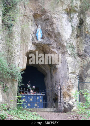 A location in Cadier en Keer, Netherlands, situated along Rijksweg 5A ...