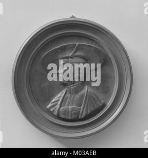 This marble female figure, part of the MET collection, is a sculptural ...