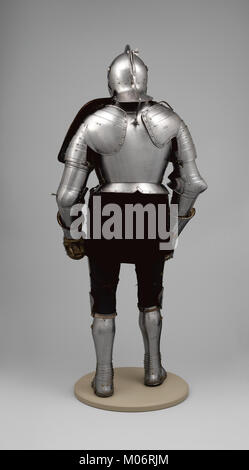 Jousting armor set (Rennzeug) with a matching half-shaffron, showcasing ...