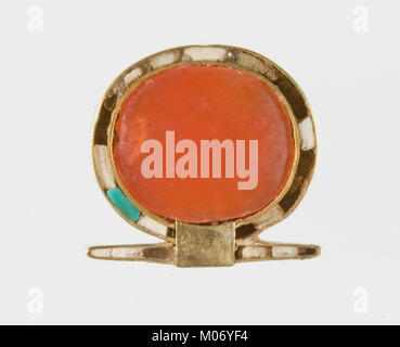 This motto clasp from Sithathoryunet, an ancient Egyptian artifact ...