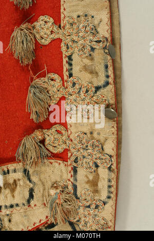This livery from the MET collection exemplifies historical clothing ...