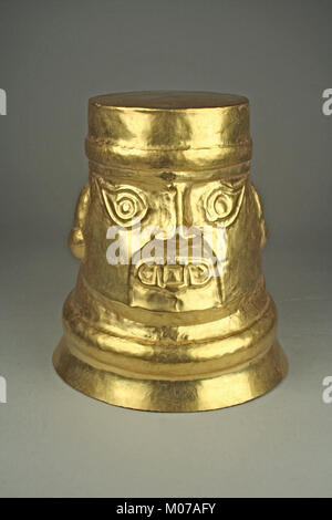 This beaker features an inverse-face design, a unique artistic approach ...