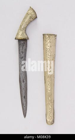 This MET knife with sheath demonstrates historical blade craftsmanship ...