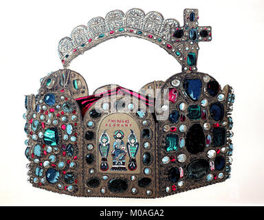 The Imperial Crown of the Holy Roman Empire was the hoop crown of the ...