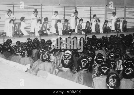 Japanese Hair Dressing Contest Stock Photo - Alamy