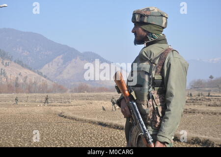 Indian army soldier standing in attention position and saluting Stock ...