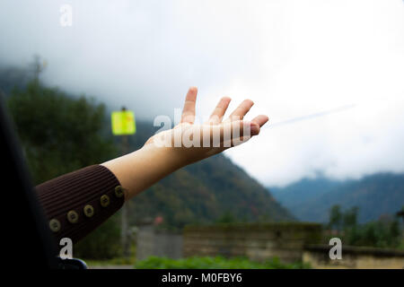 wind through the fingers Stock Photo - Alamy