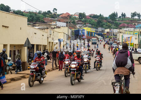 Rwanda, Cyangugu, daily life Stock Photo - Alamy