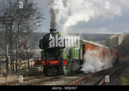 Great Northern Railway N2 Steam Locomotive, Keighley and Worth Valley ...
