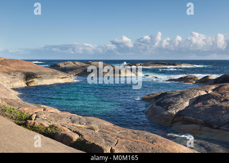 The small bay between Greens Pool and Elephant Cove in William Bay ...
