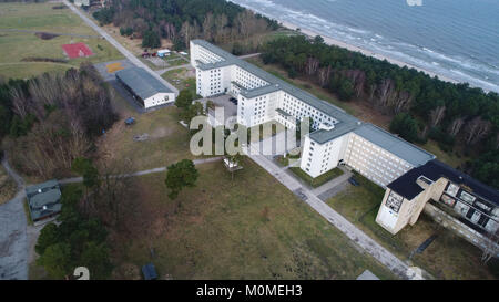 The empty building block 5 stands at the listed complex in Prora, a ...