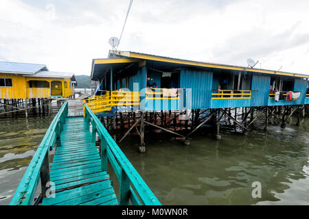 Sim Sim Water Village is the fishermen's village on stilts on the ...