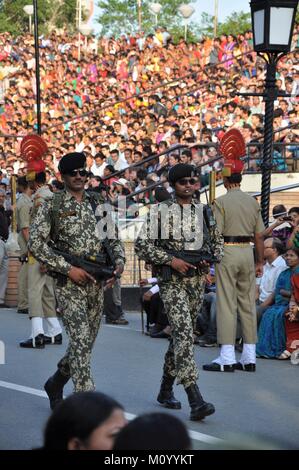 Raising the Flag at the Wagah Border Flag Ceremony Stock Photo - Alamy