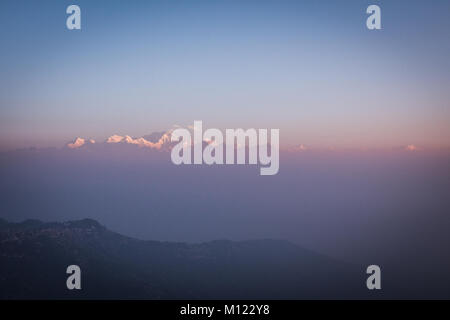 View of Mt Everest, Tiger Hill, Darjeerling Stock Photo - Alamy