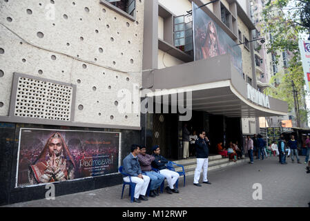 Kolkata, India. 25th Jan, 2018. Padmaavat cinema displayed poster at ...