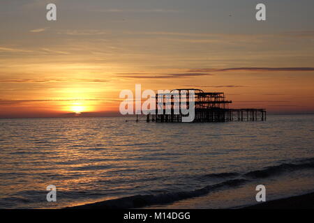 Breaking waves at New Brighton Stock Photo - Alamy