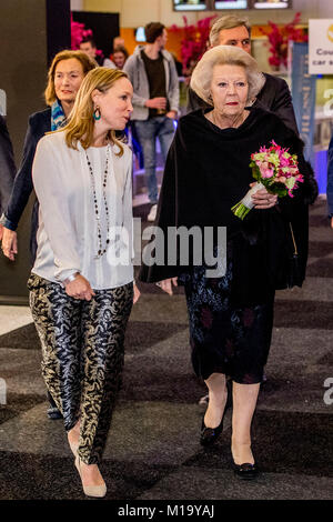 Princess Beatrix and Princess Margarita de Bourbon de Parme during ...