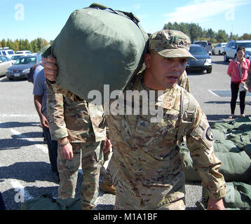 Soldiers from the California National Guard 95th Civil Support Team and ...