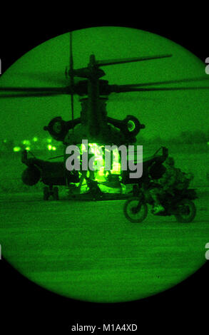 A USAF Combat Control Team member with a GAU-5A/A carbine and flash ...